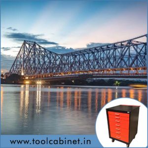 Manufacturer and Supplier of Tool Cabinet in Kolkata